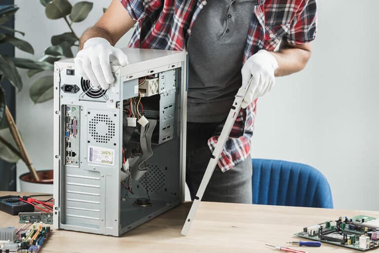 PC cassé : dans quel cas peut-on le faire réparer